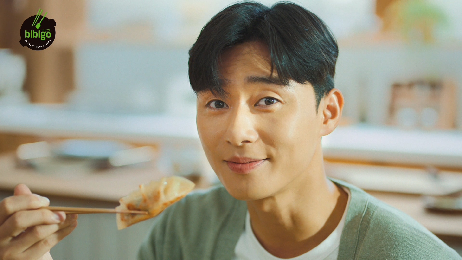 パク・ソジュン4年ぶり日本向けCM！10月14日よりOA開始~bibigo「王マンドゥやけたよ！」篇~情報解禁 | 韓国情報サイトchocomoti